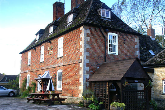 The Red Lion, Castle Eaton – Donnington Brewery